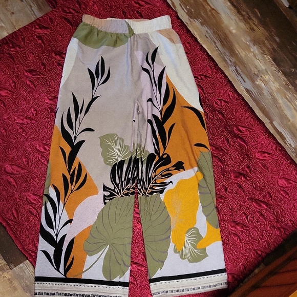 Sweet Rain | Pants & Jumpsuits | Sweet Rain Multicolor Leaf Print Pants ...